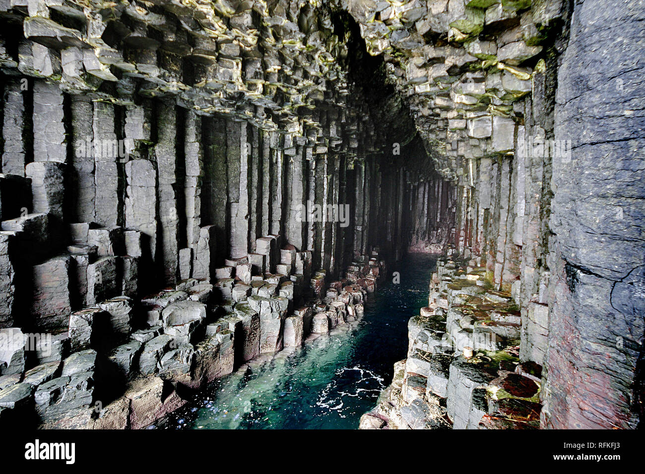 Mendelssohn fingal's cave hi-res stock photography and images - Alamy