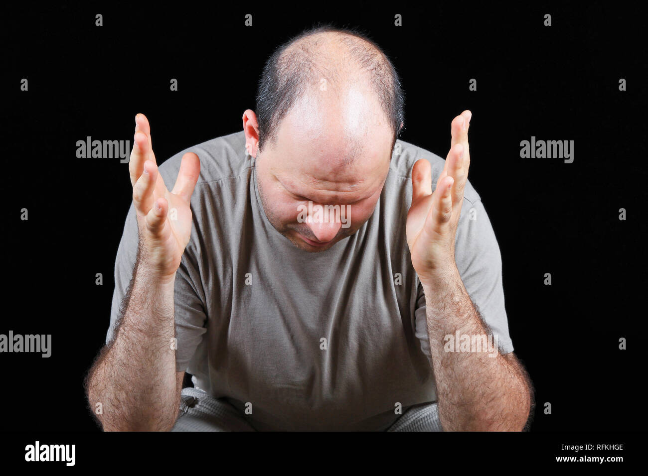 Devastated man hi-res stock photography and images - Alamy