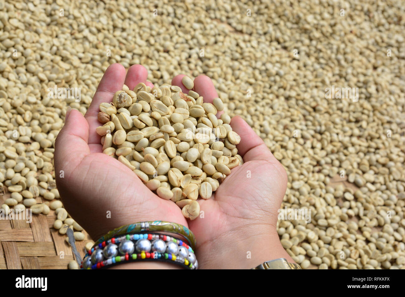 Raw material icons hi-res stock photography and images - Alamy