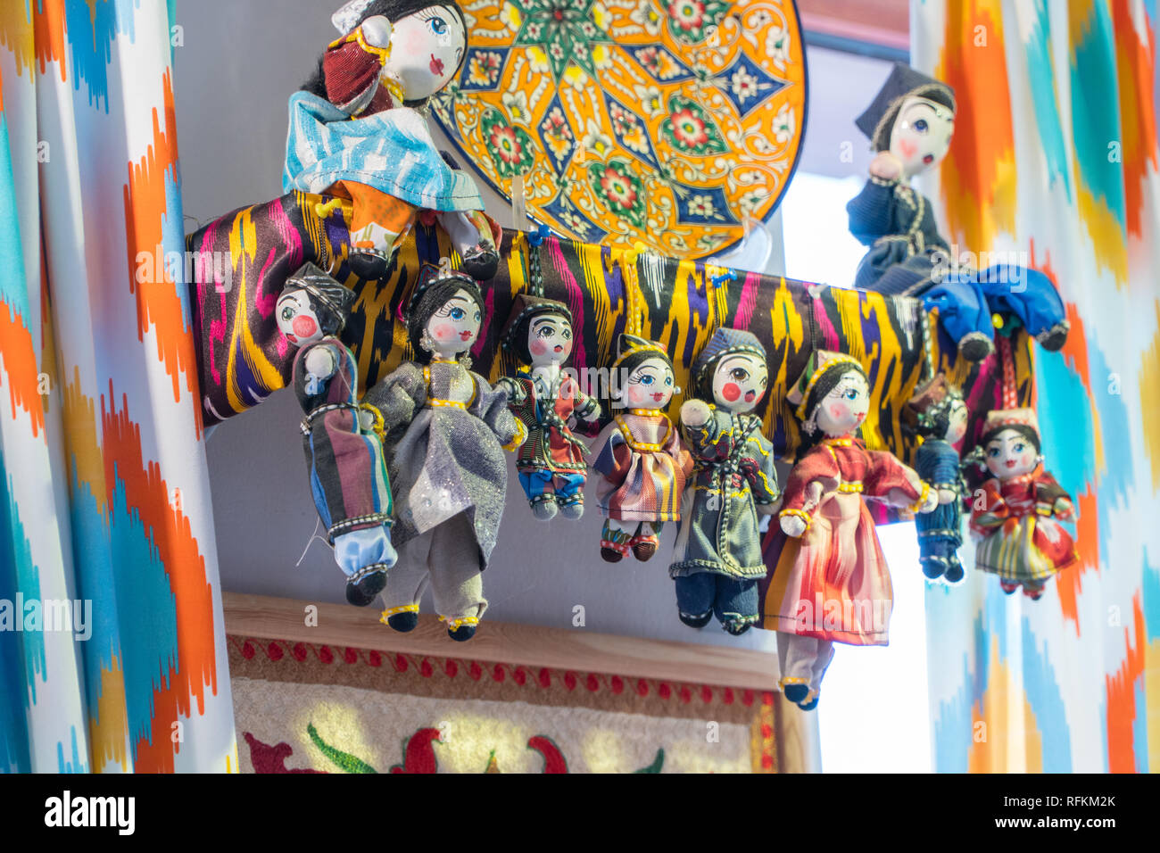 Uzbek folk art hi-res stock photography and images - Alamy