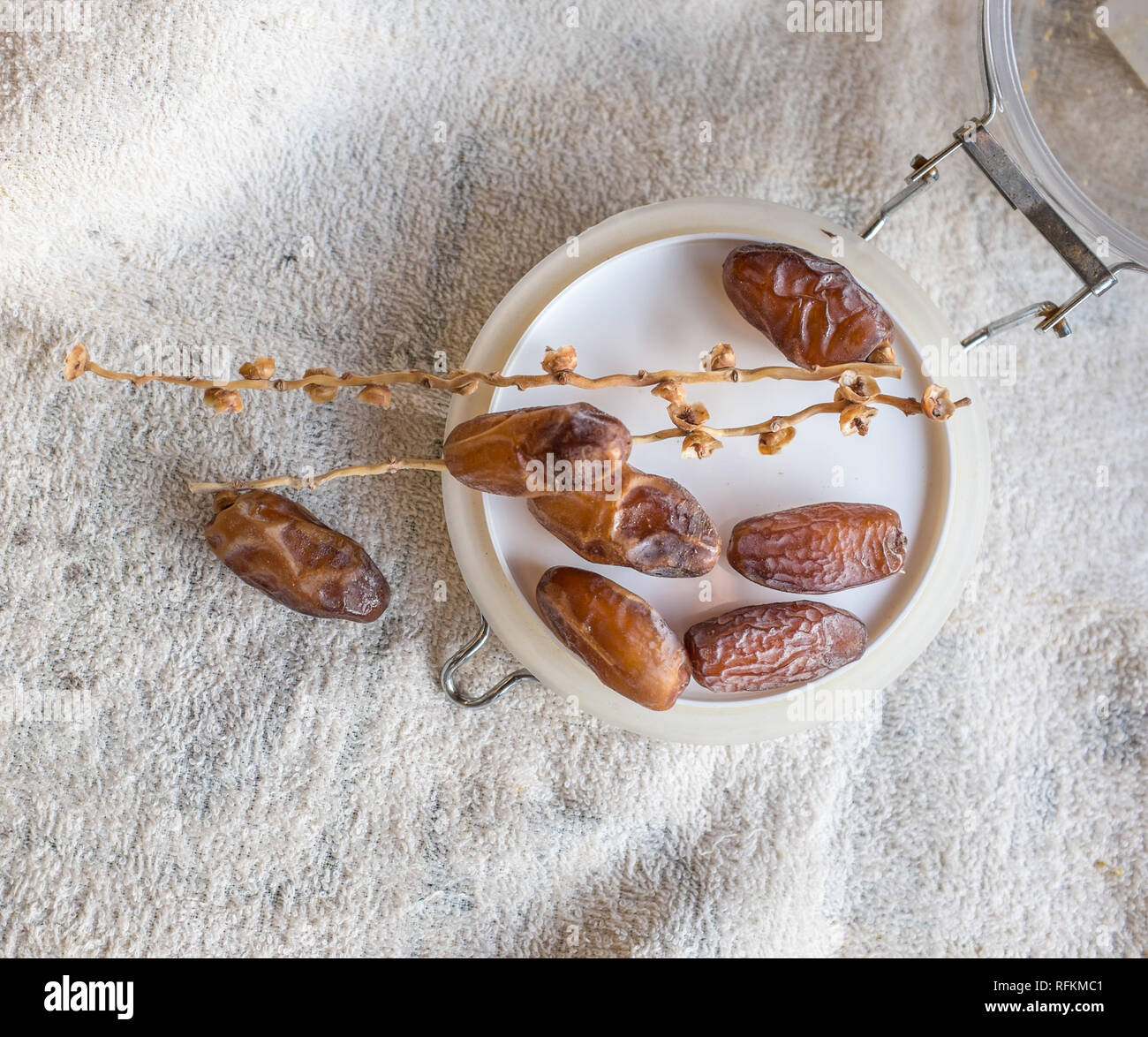 Dried date close up shot Stock Photo - Alamy