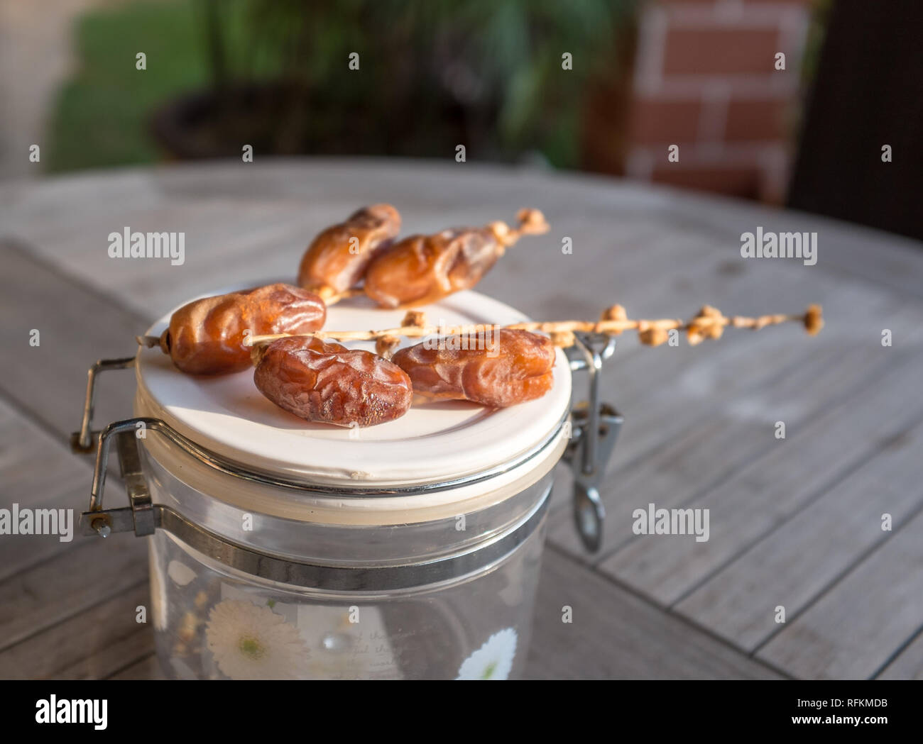 Dried date close up shot Stock Photo - Alamy