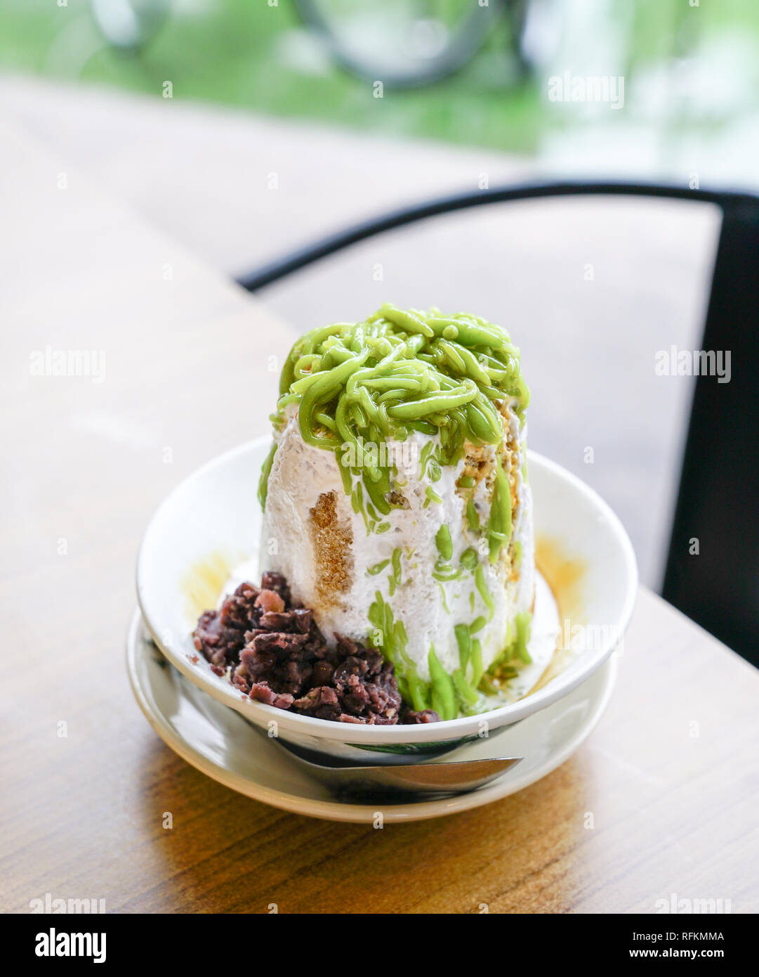 Delicious Iced Cendol with Red Beans Stock Photo - Alamy