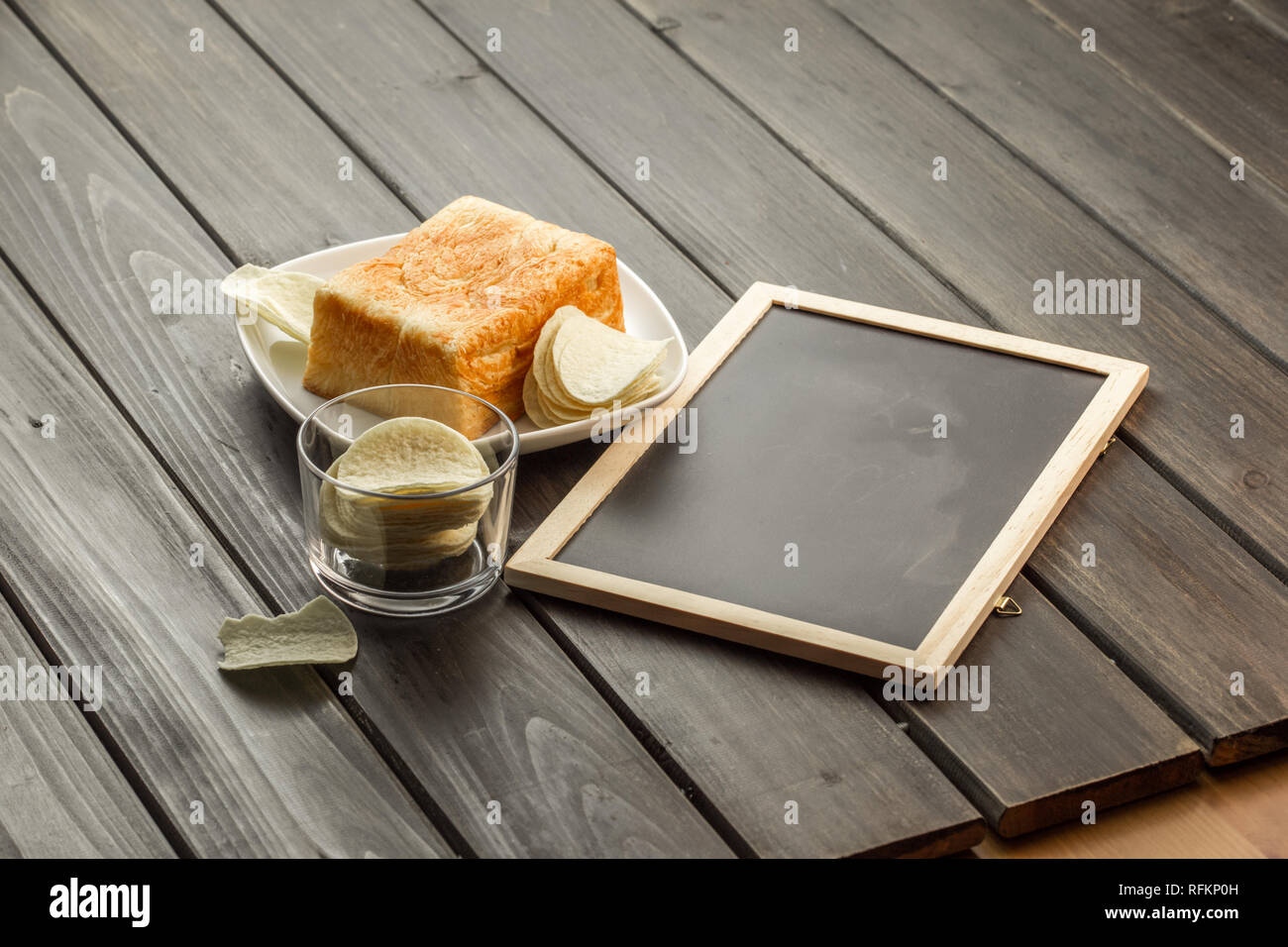 Blank blackboard with breakfast good Stock Photo - Alamy