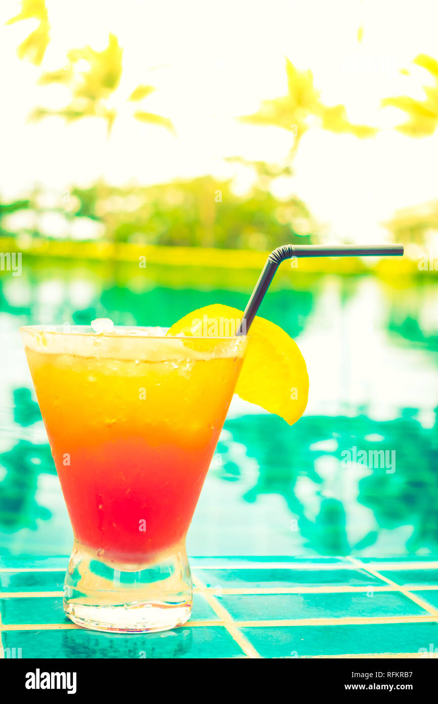 Vintage pool party hi-res stock photography and images - Alamy