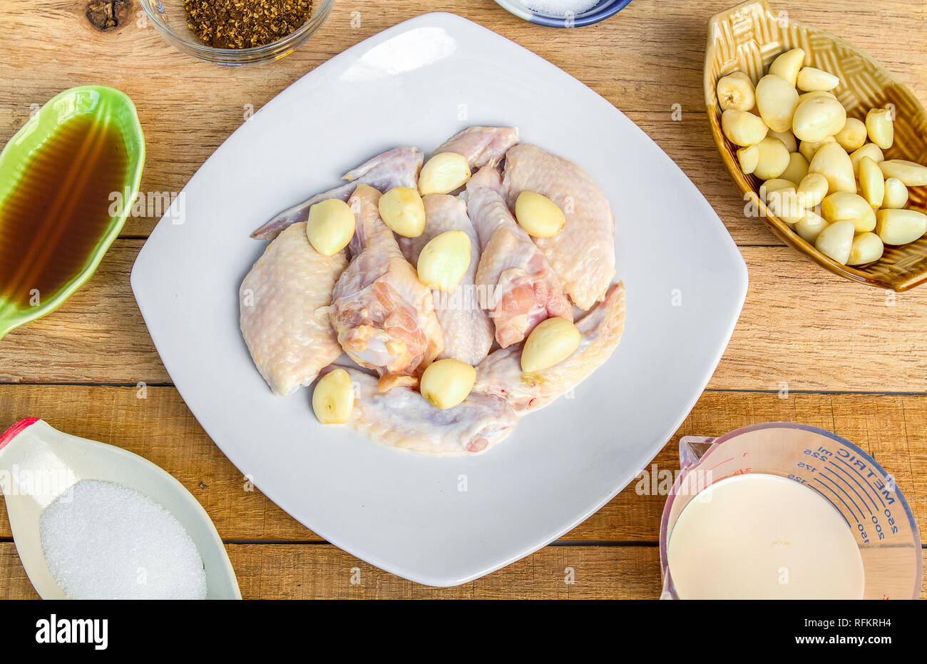 Prepare fresh chicken before cooking fried chicken with fish sauce ...