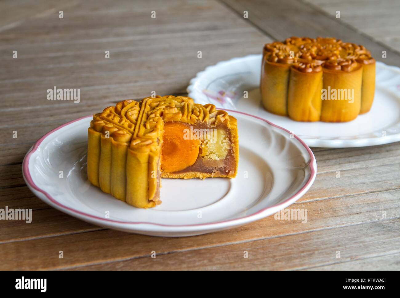 Mid autumn moon cake festival Stock Photo - Alamy