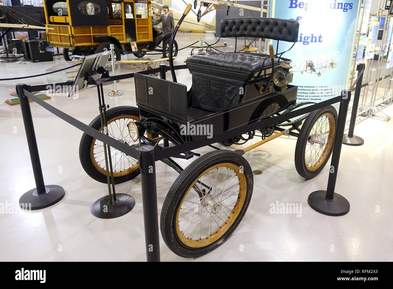 Baker Electric Car prototype, 1898 - Hiller Aviation Stock Photo - Alamy