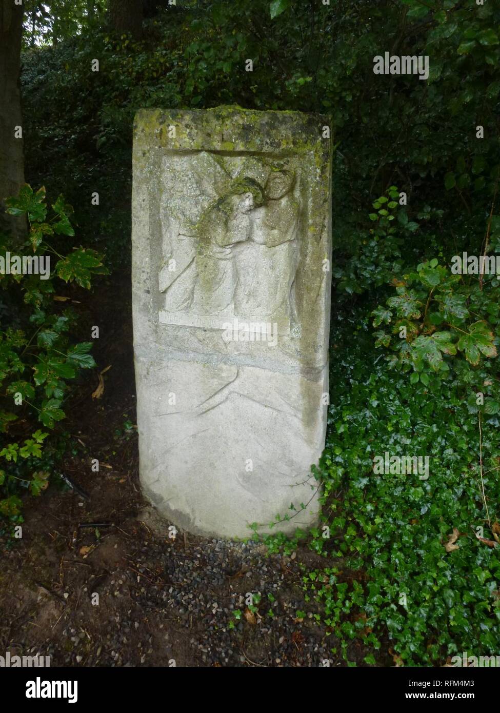 Balinghem (Pas-de-Calais) parc du chemin de croix, station 05 Stock ...