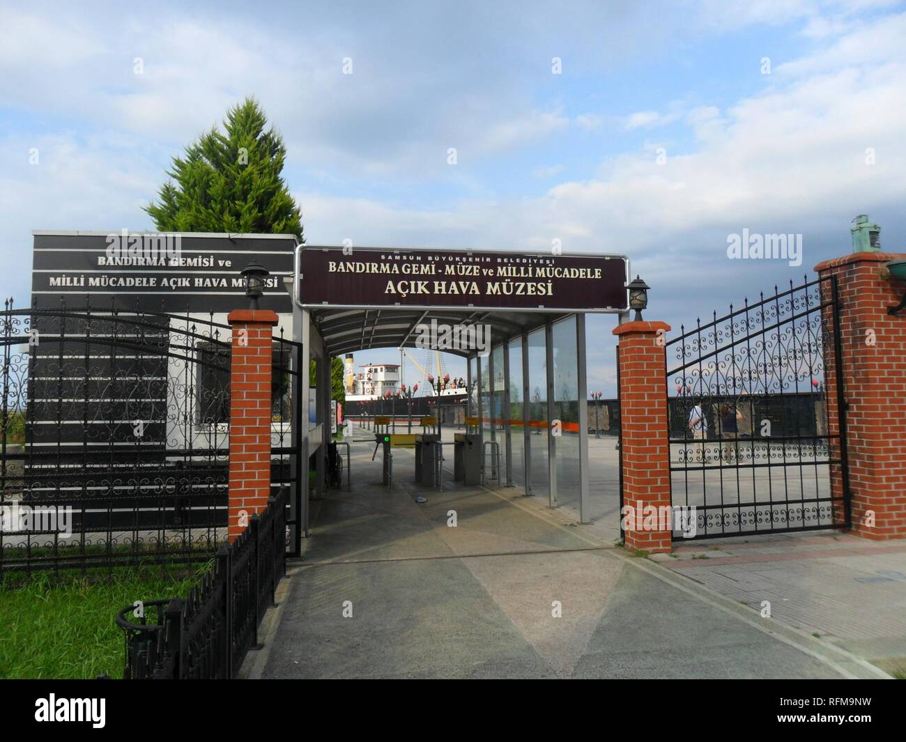 Bandirma vapuru hi-res stock photography and images - Alamy