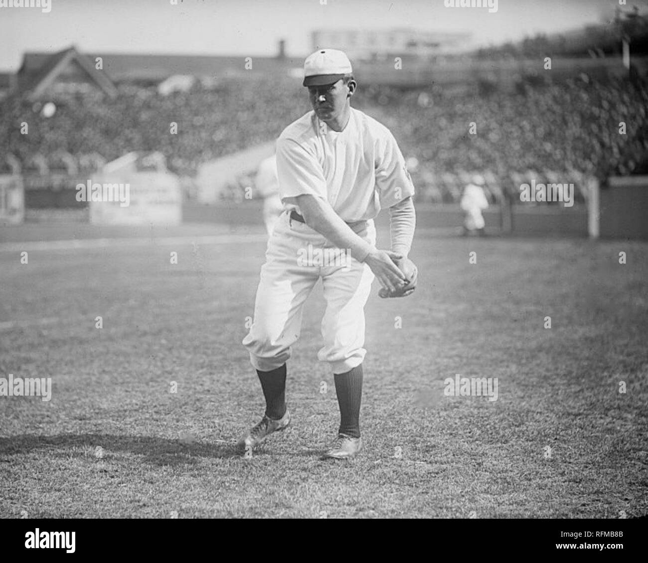 1900's baseball uniform hi-res stock photography and images - Alamy