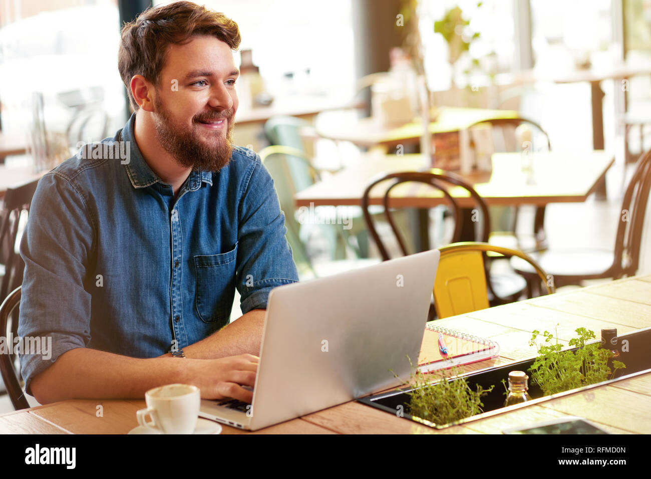 Teenage male laptop cafe hi-res stock photography and images - Alamy