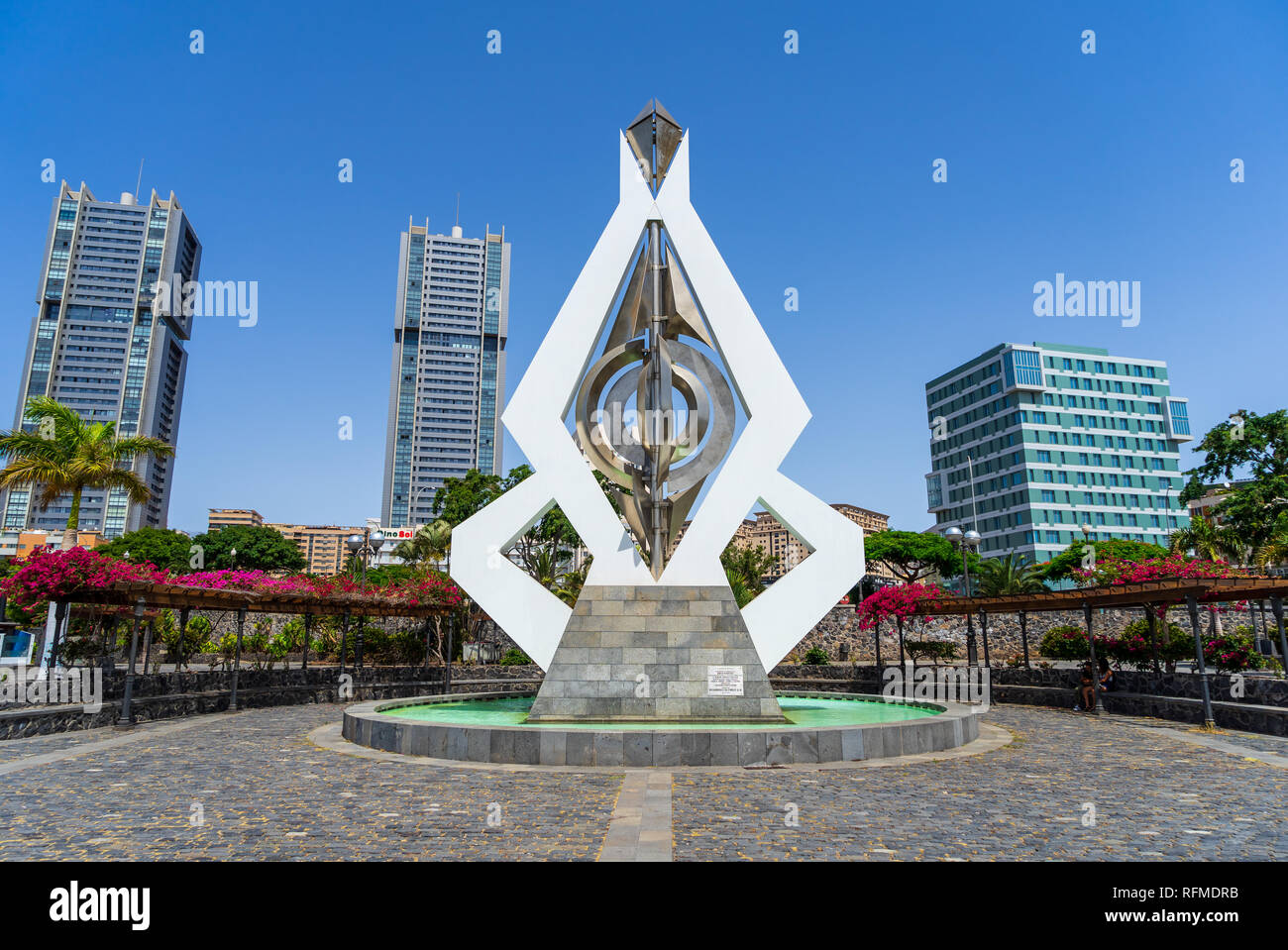 SANTA CRUZ, CANARY ISLANDS, SPAIN - JULY 28, 2018: A moving sculpture ...