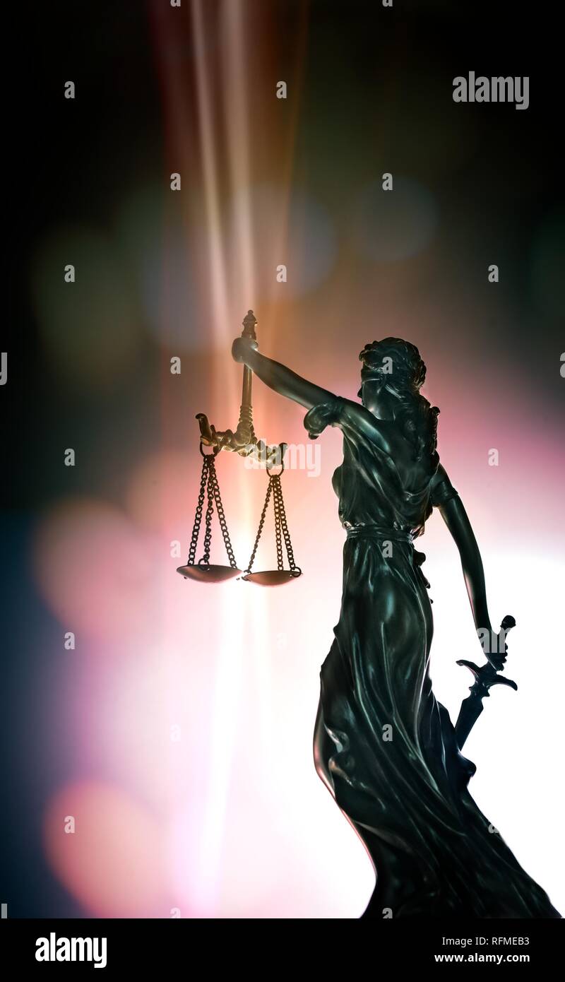 Justice vertical hi-res stock photography and images - Alamy
