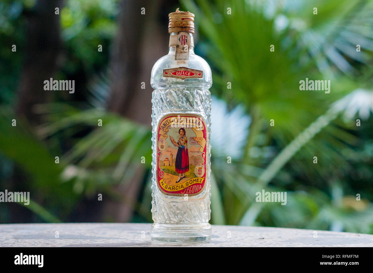 Anisette, Anis, bottle, Anis la Castellana, distillate of anise and ...