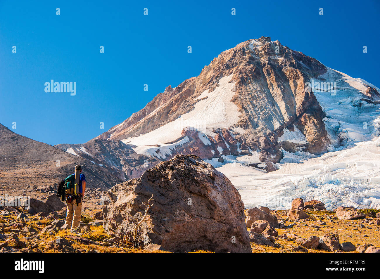 Hiking up onto Mount Hood, via Cooper Spur Ridge Stock Photo - Alamy