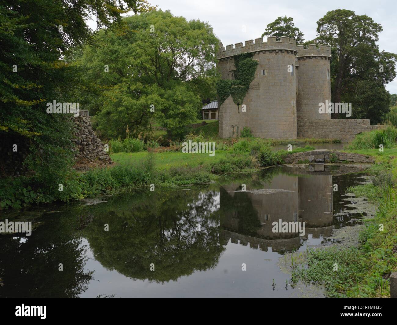 Whittington castle hi-res stock photography and images - Alamy