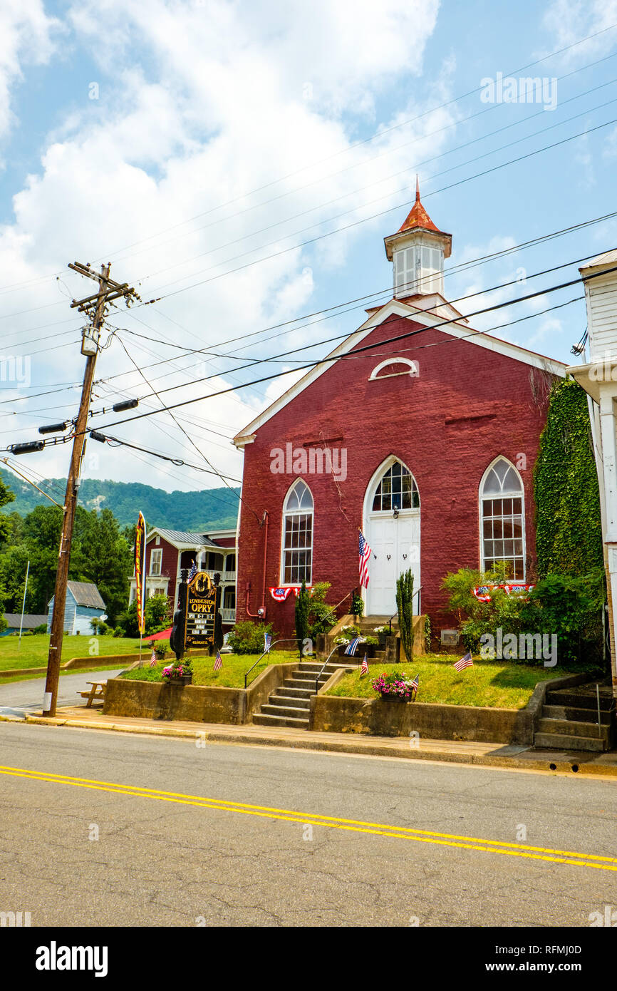 Renovated basement hi-res stock photography and images - Alamy