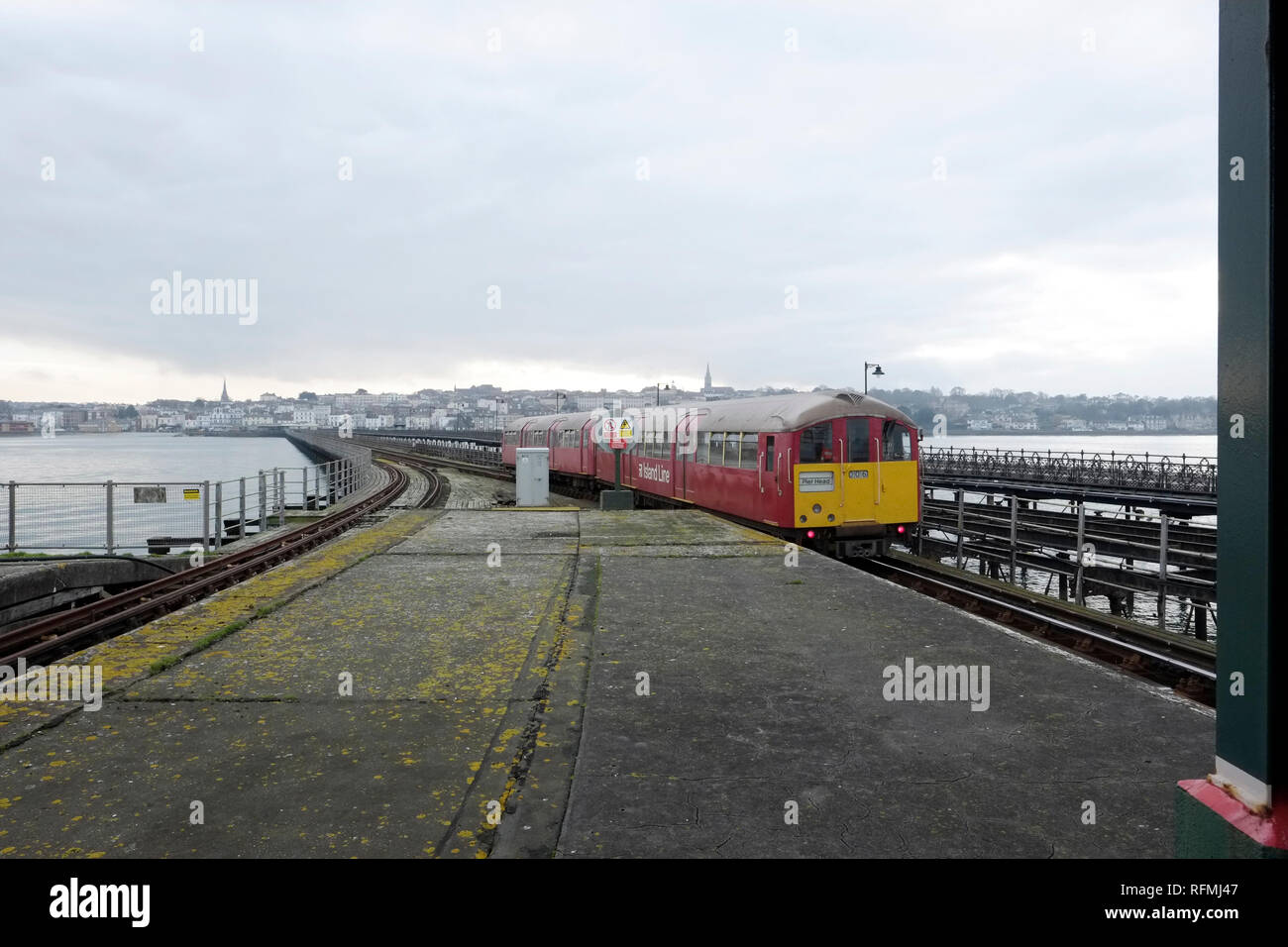 An Island Line Train leaves Ryde Pier Head station, Ryde Pier Head ...