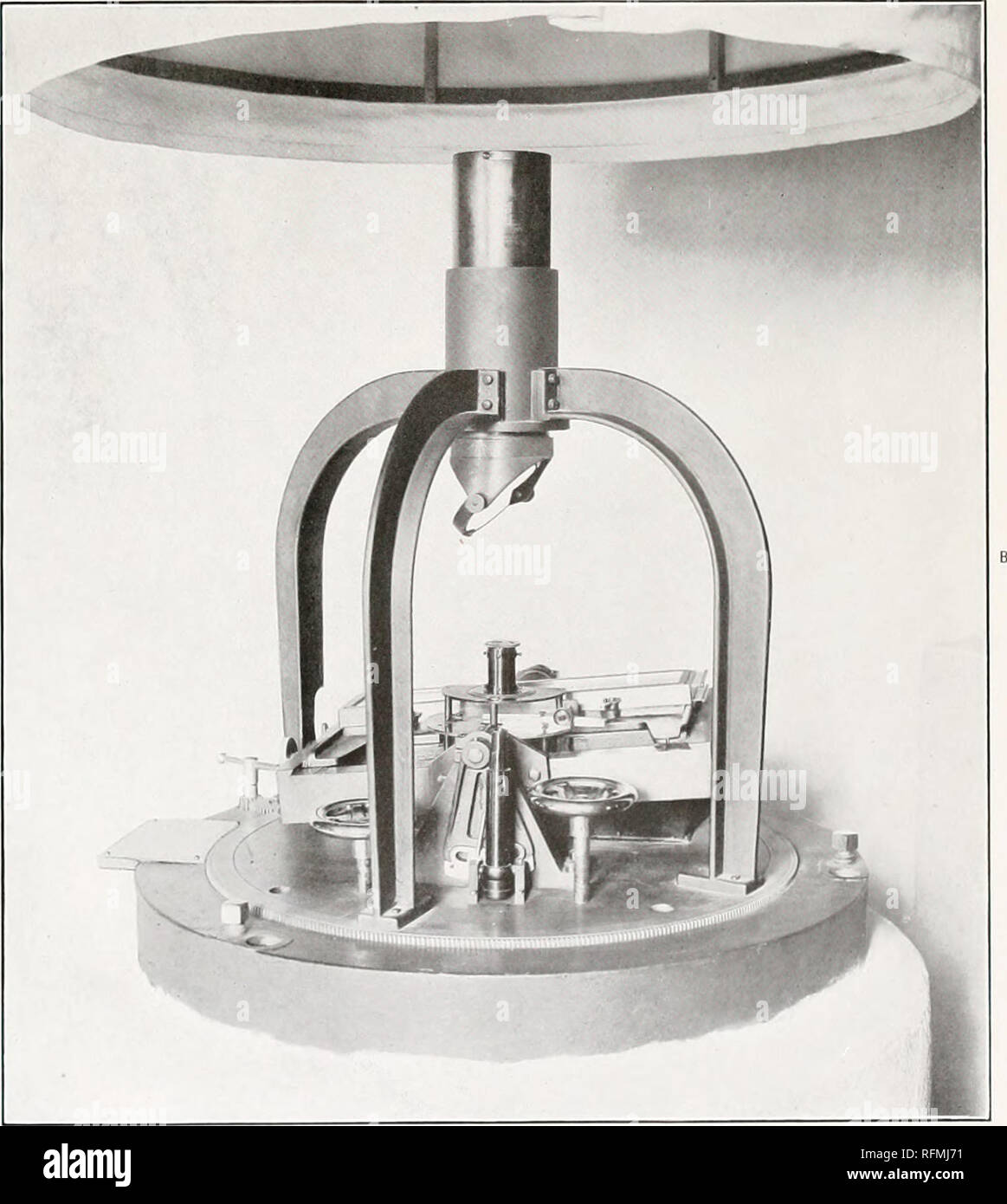 Occulting hi-res stock photography and images - Alamy