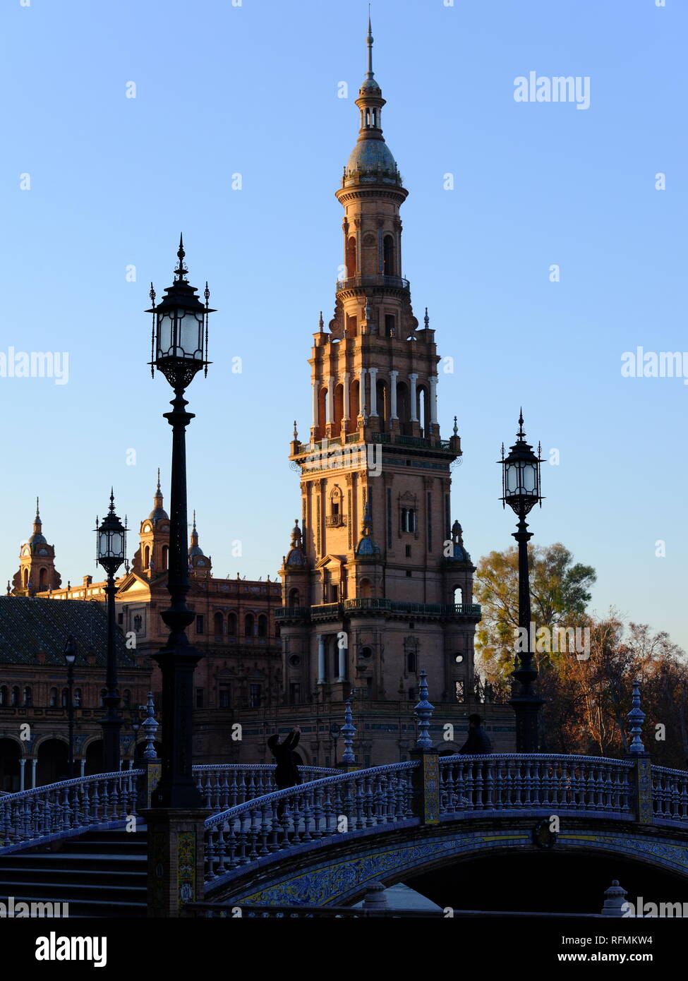 Plaza Espana Parque de Maria Luisa - Seville Spain Stock Photo - Alamy