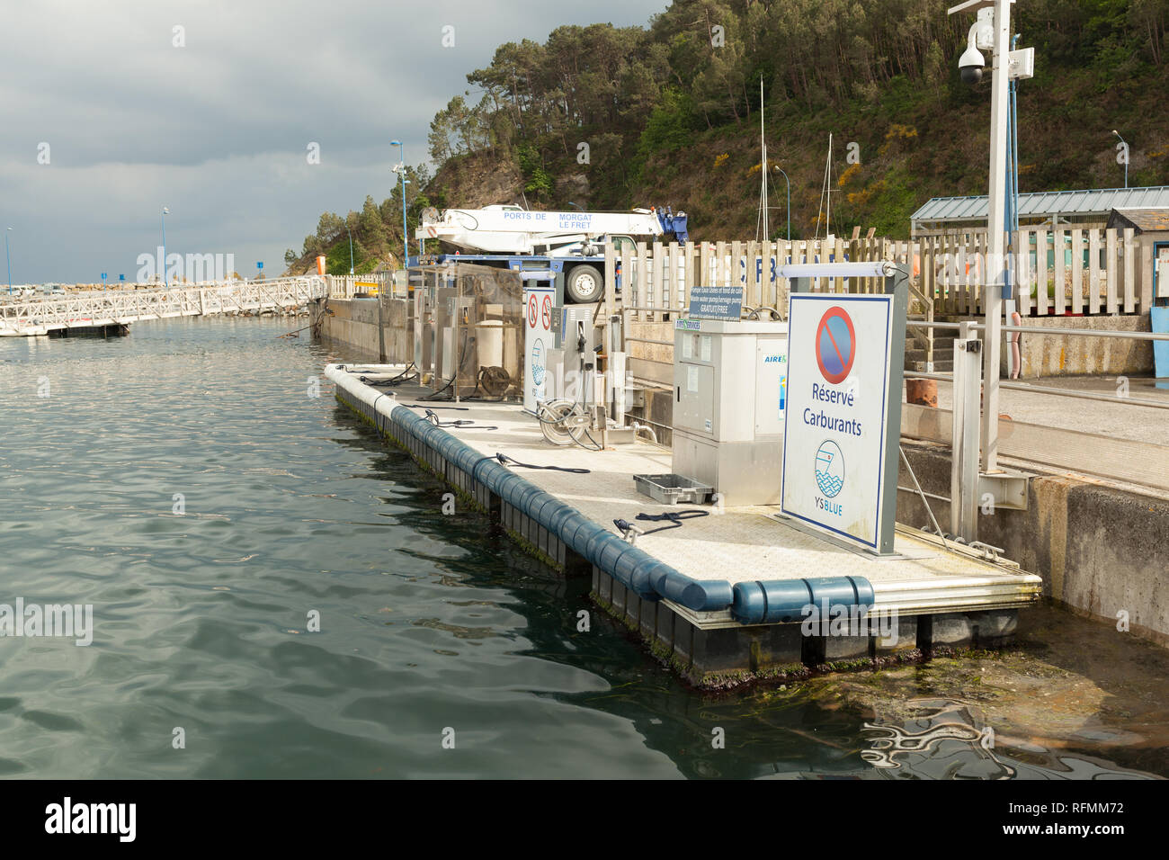 Empty ship fuel tank hi-res stock photography and images - Alamy