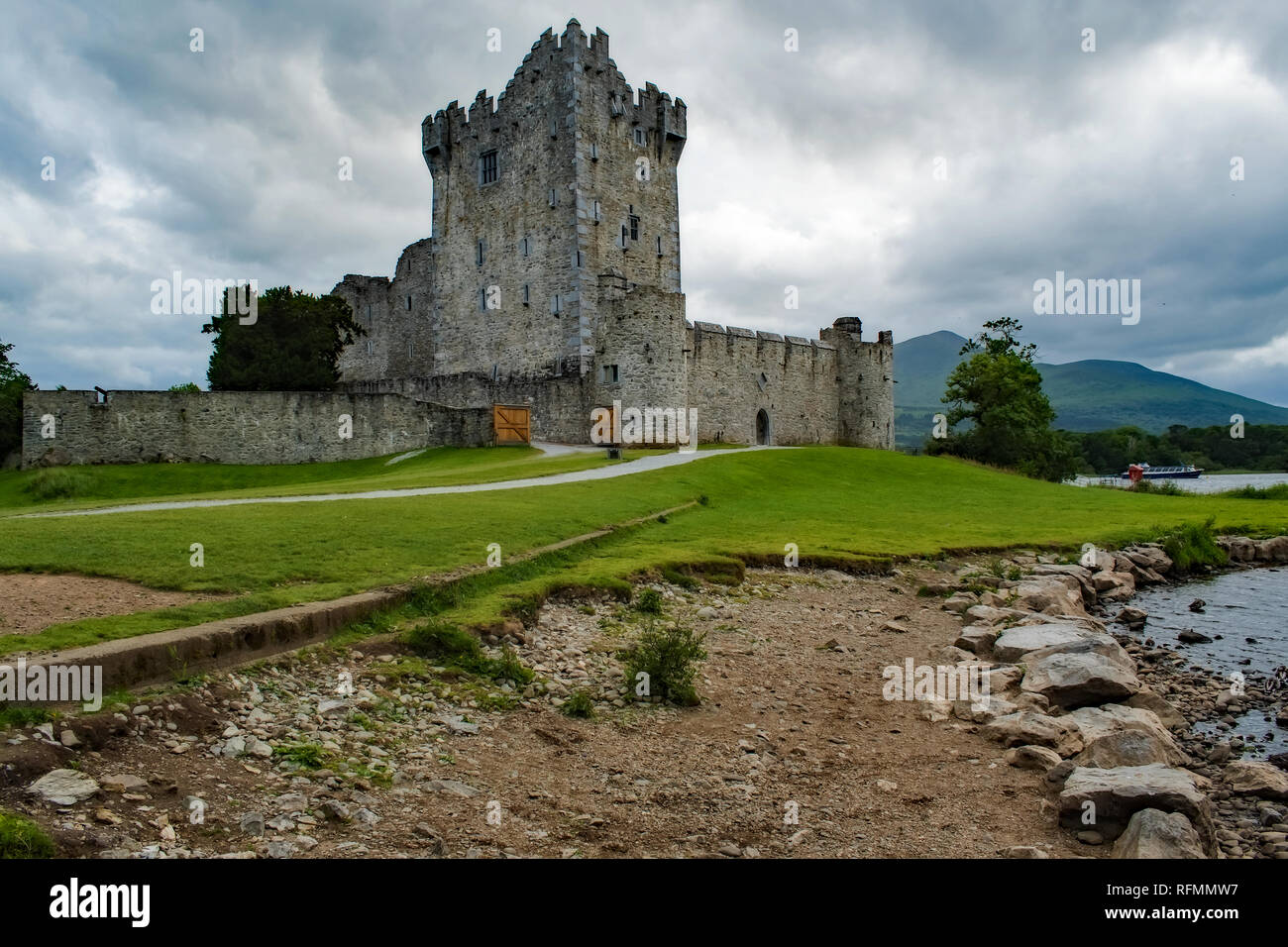 Killarney monument hi-res stock photography and images - Alamy