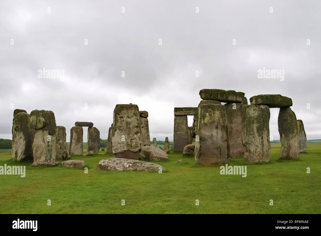 Stonehenge in England Overcast Stock Photo - Alamy