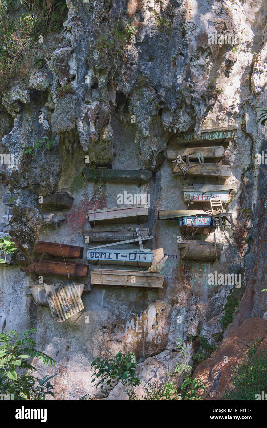 Igorot hanging coffins in Echo Valley, Sagada, Mountain Province ...