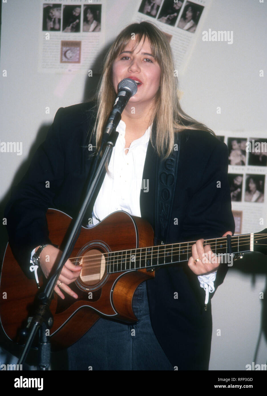 WOODLAND HILLS, CA - NOVEMBER 13: Singer Chastity Bono, aka activist ...