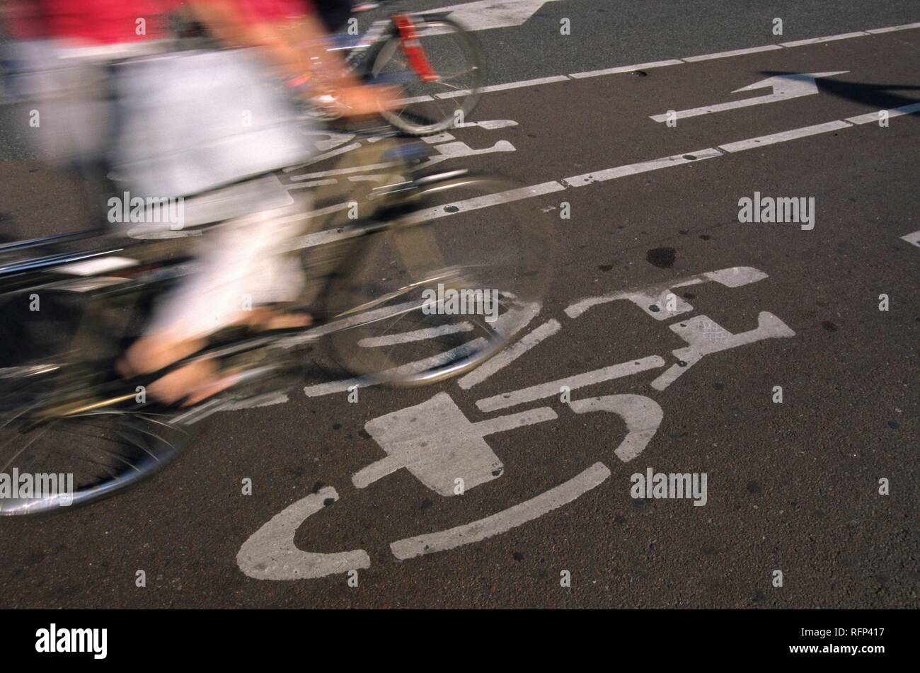 Cycle track, Amsterdam, Netherlands Stock Photo - Alamy
