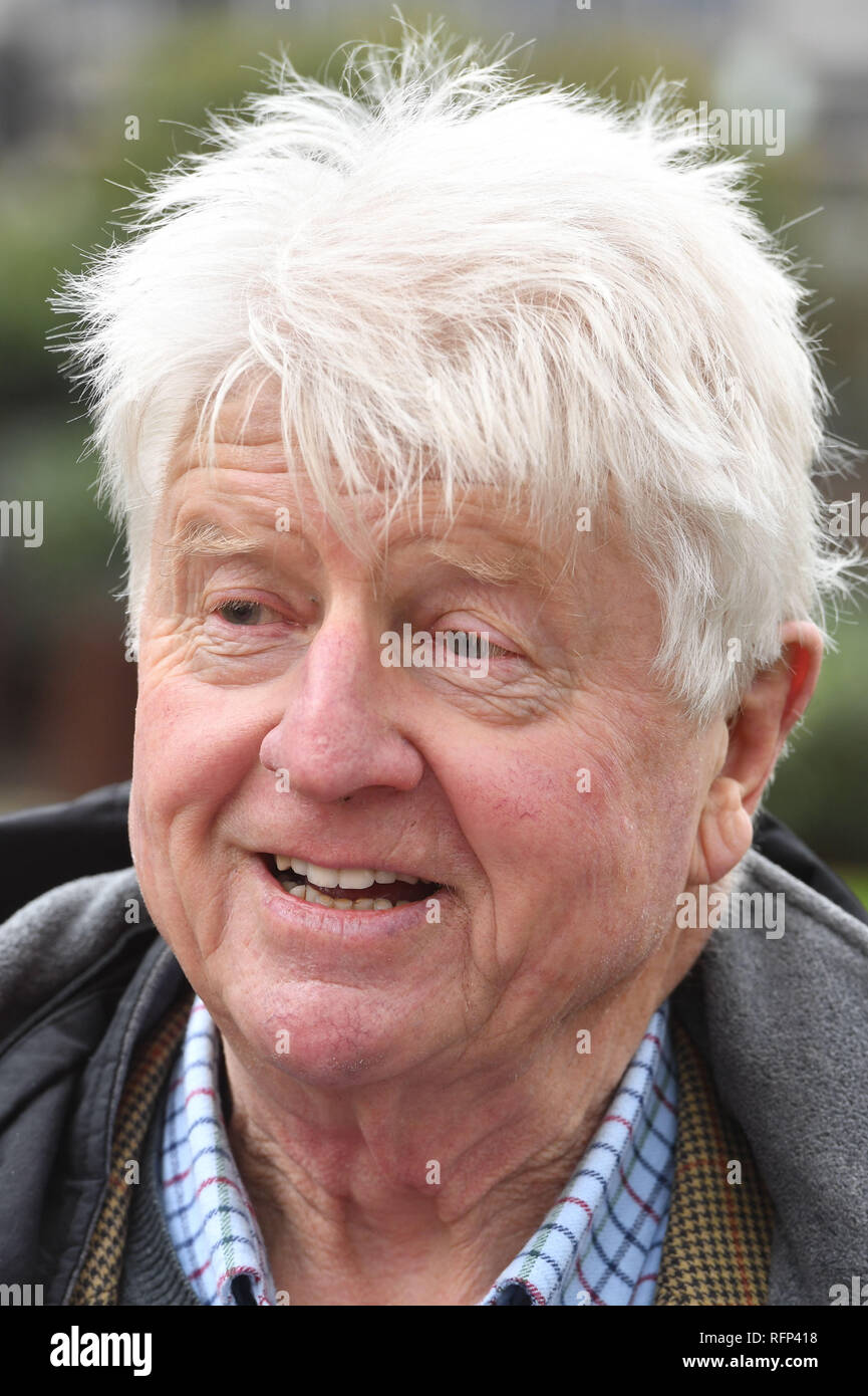 Stanley Johnson takes to a PA reporter at an anti-whaling protest ...