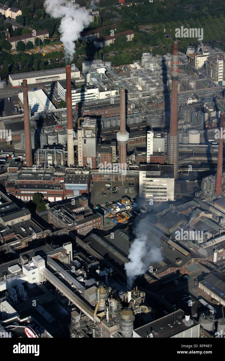 Henkel plant, chemical factory, Duesseldorf, North Rhine-Westphalia ...