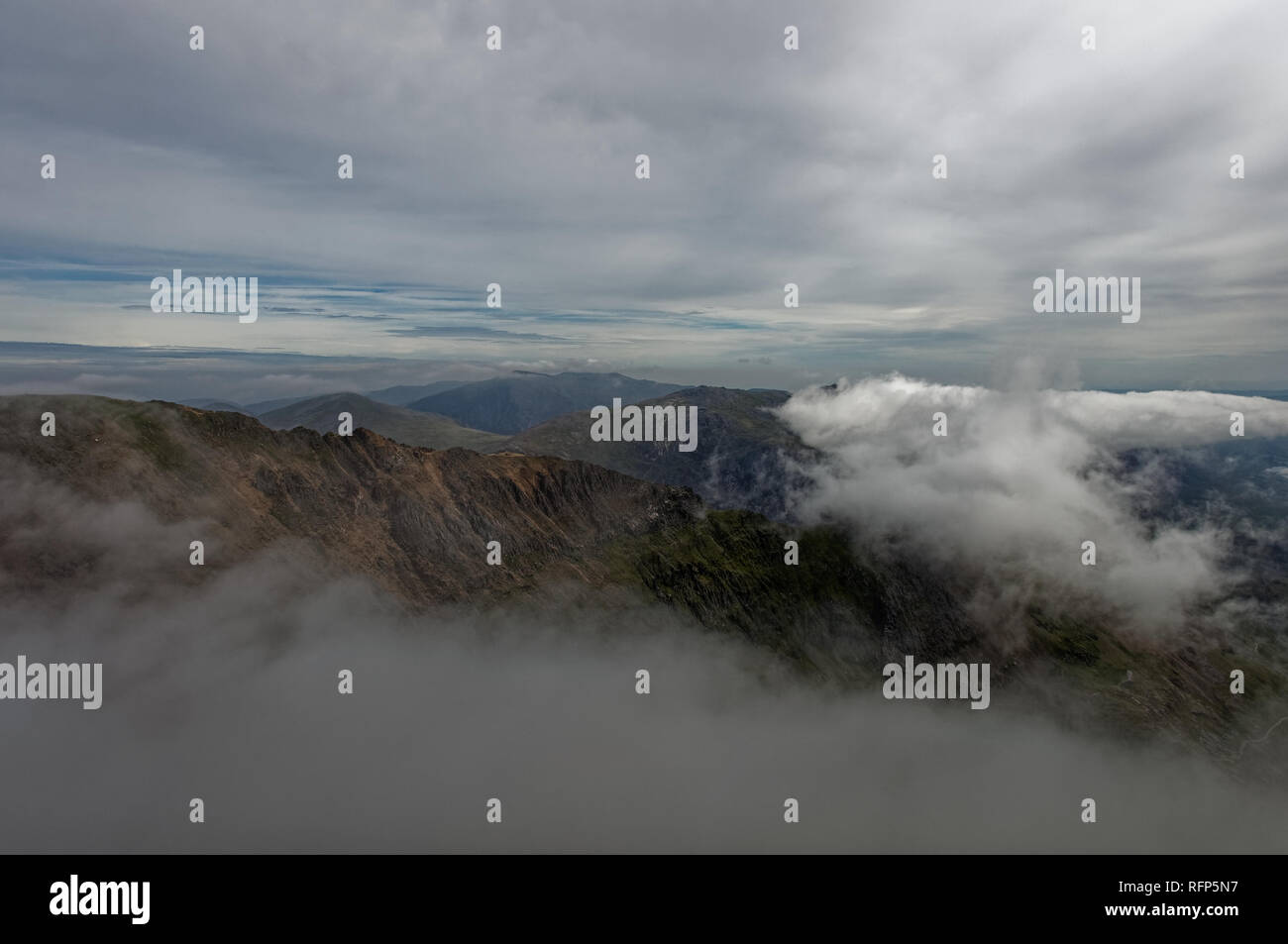 On top of the world Snowdon sumit Stock Photo - Alamy