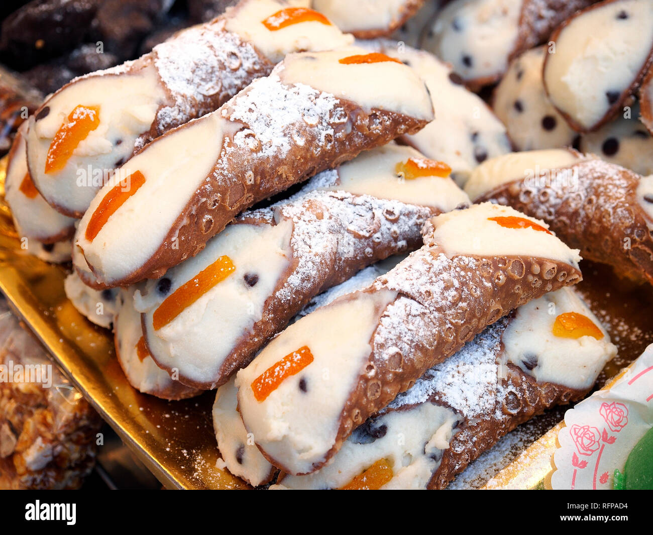 Italian marzipan hi-res stock photography and images - Alamy