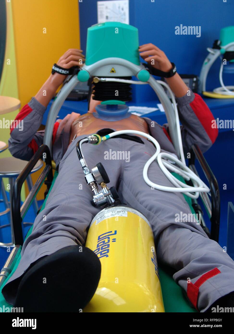 DEU, Federal Republic of Germany, Hannover : Mashine for Thorax ...