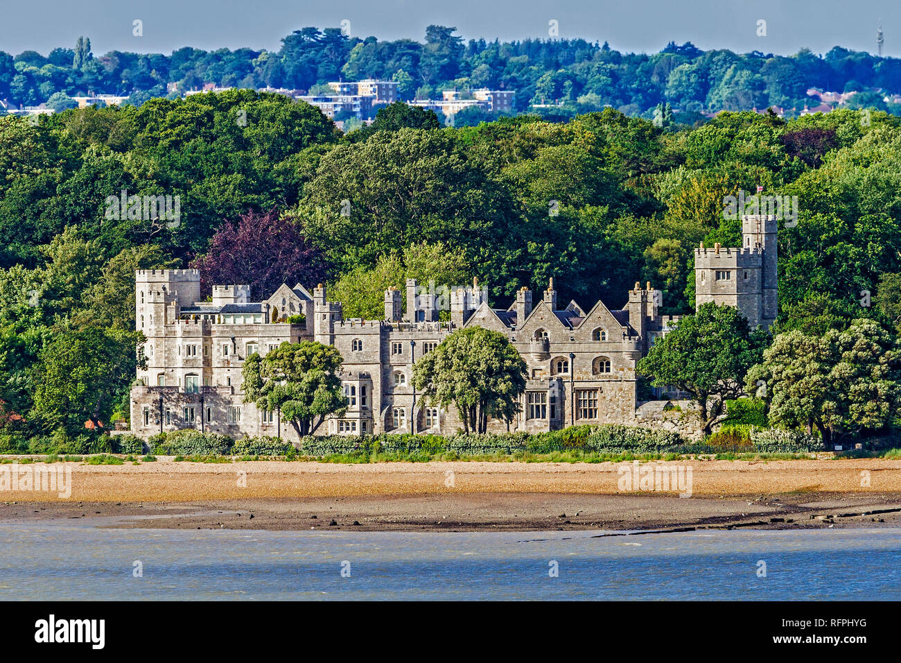 Netley abbey hi-res stock photography and images - Alamy