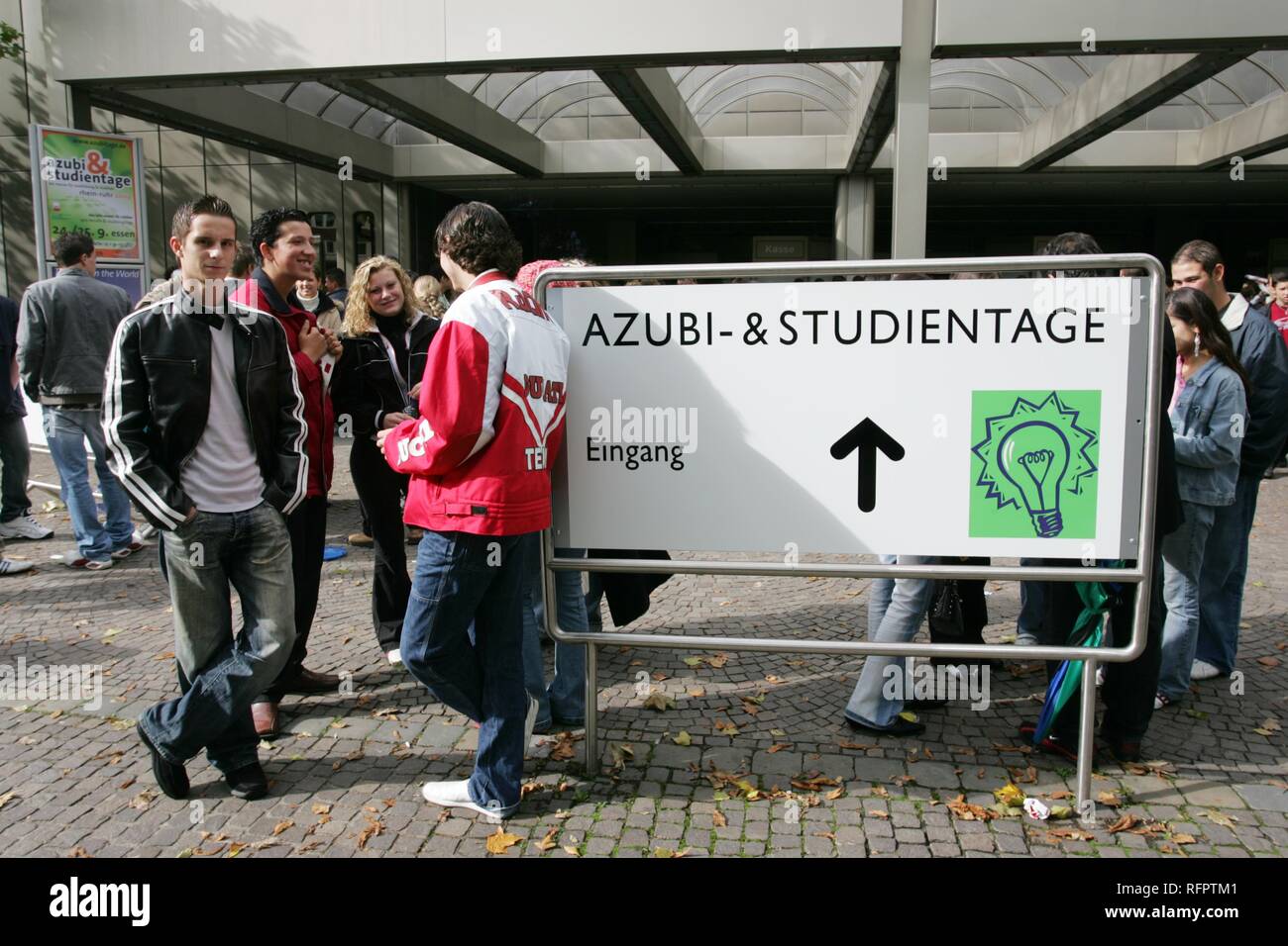 Trainee days exhibition halls hi-res stock photography and images - Alamy