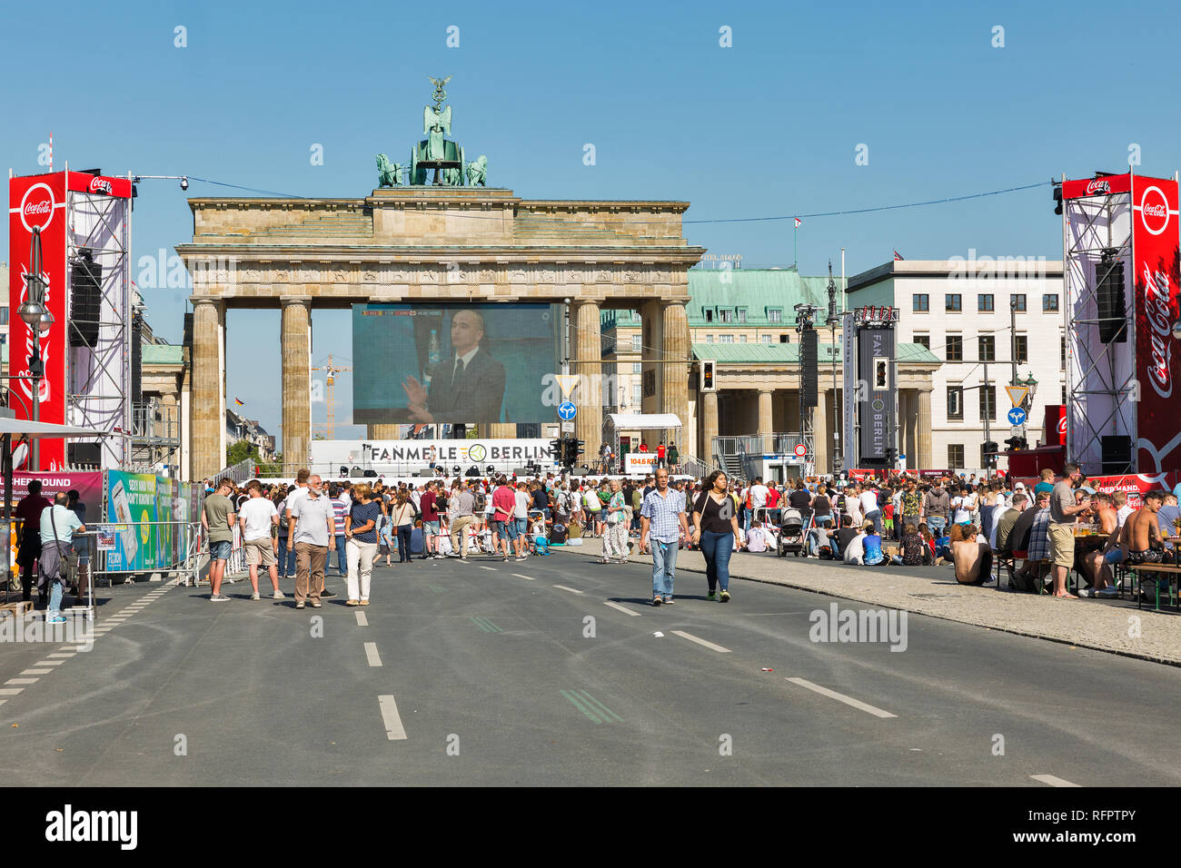 Downtown fanzone hi-res stock photography and images - Alamy