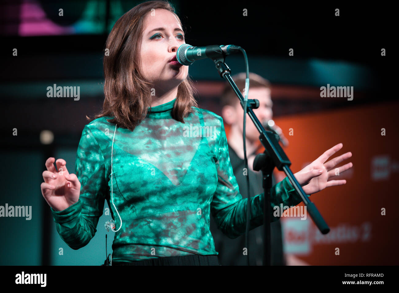 Alice merton stage hi-res stock photography and images - Alamy