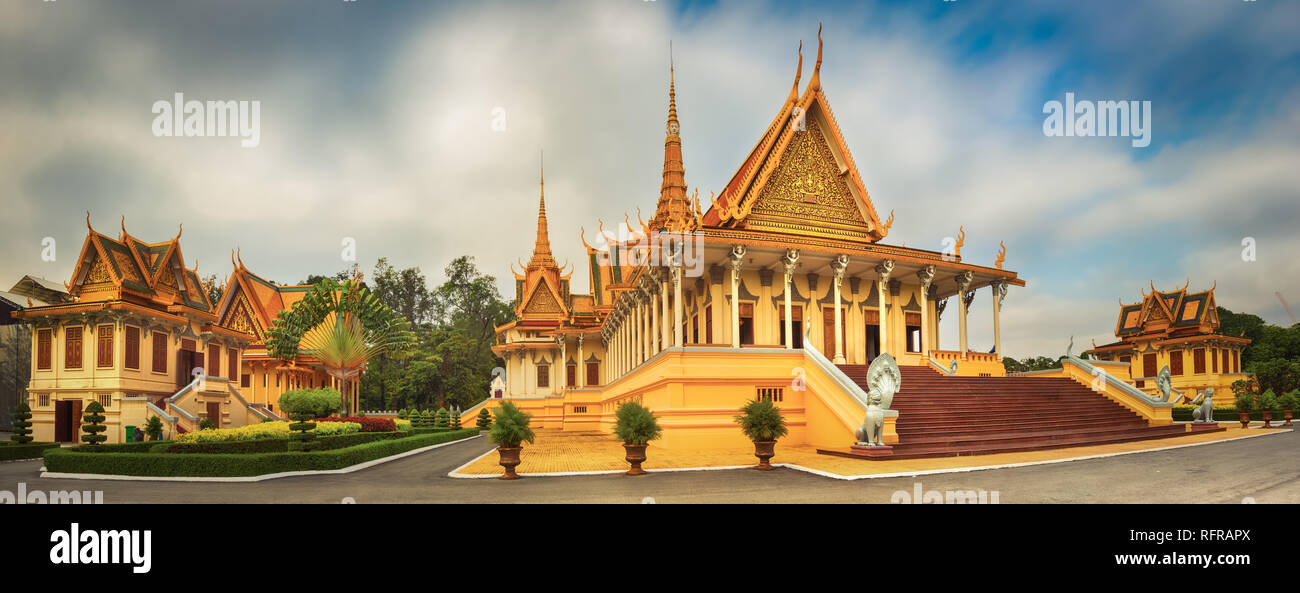 The throne hall inside the Royal Palace complex in Phnom Penh, Cambodia ...