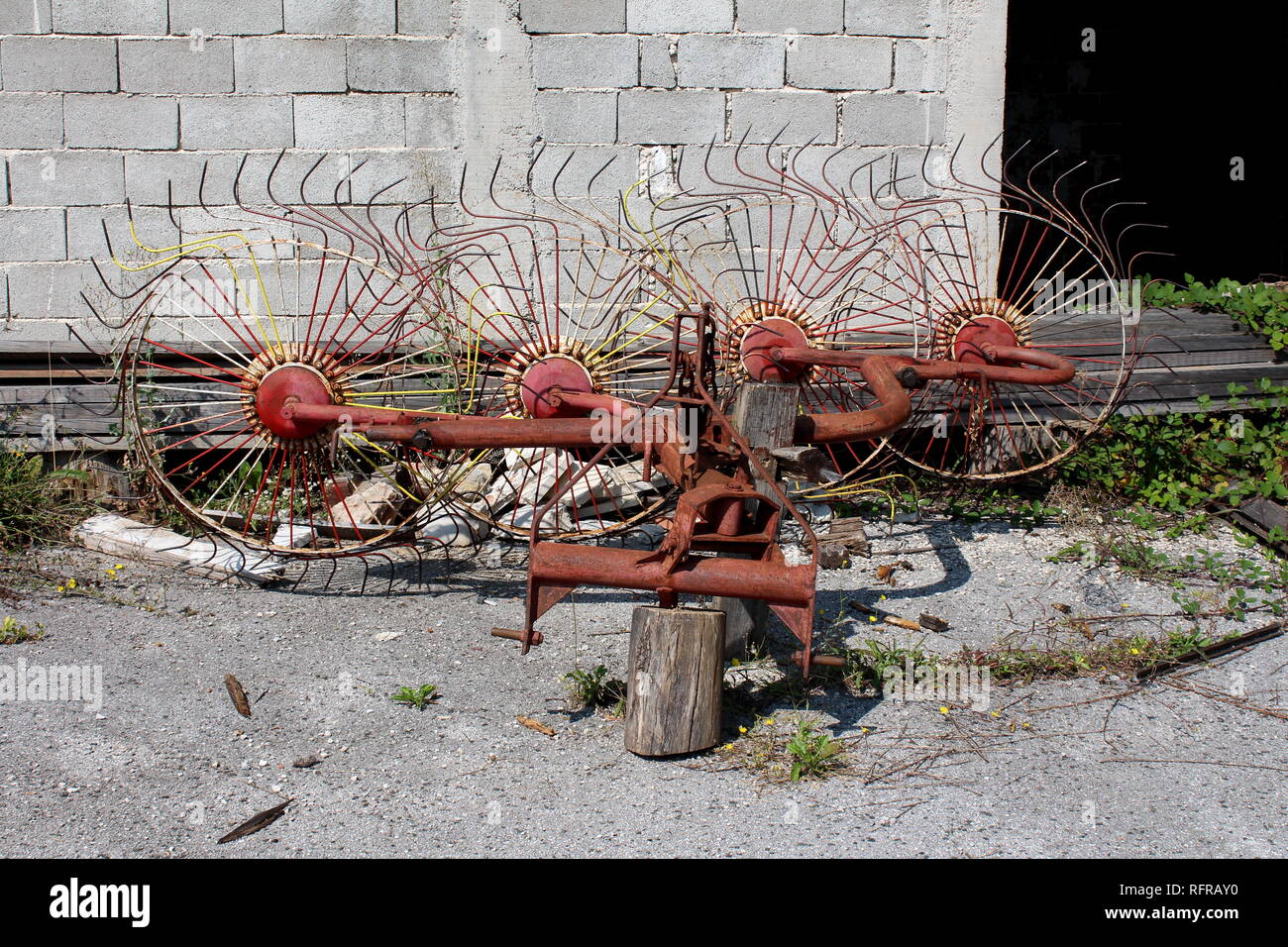 Hay turner hi-res stock photography and images - Alamy