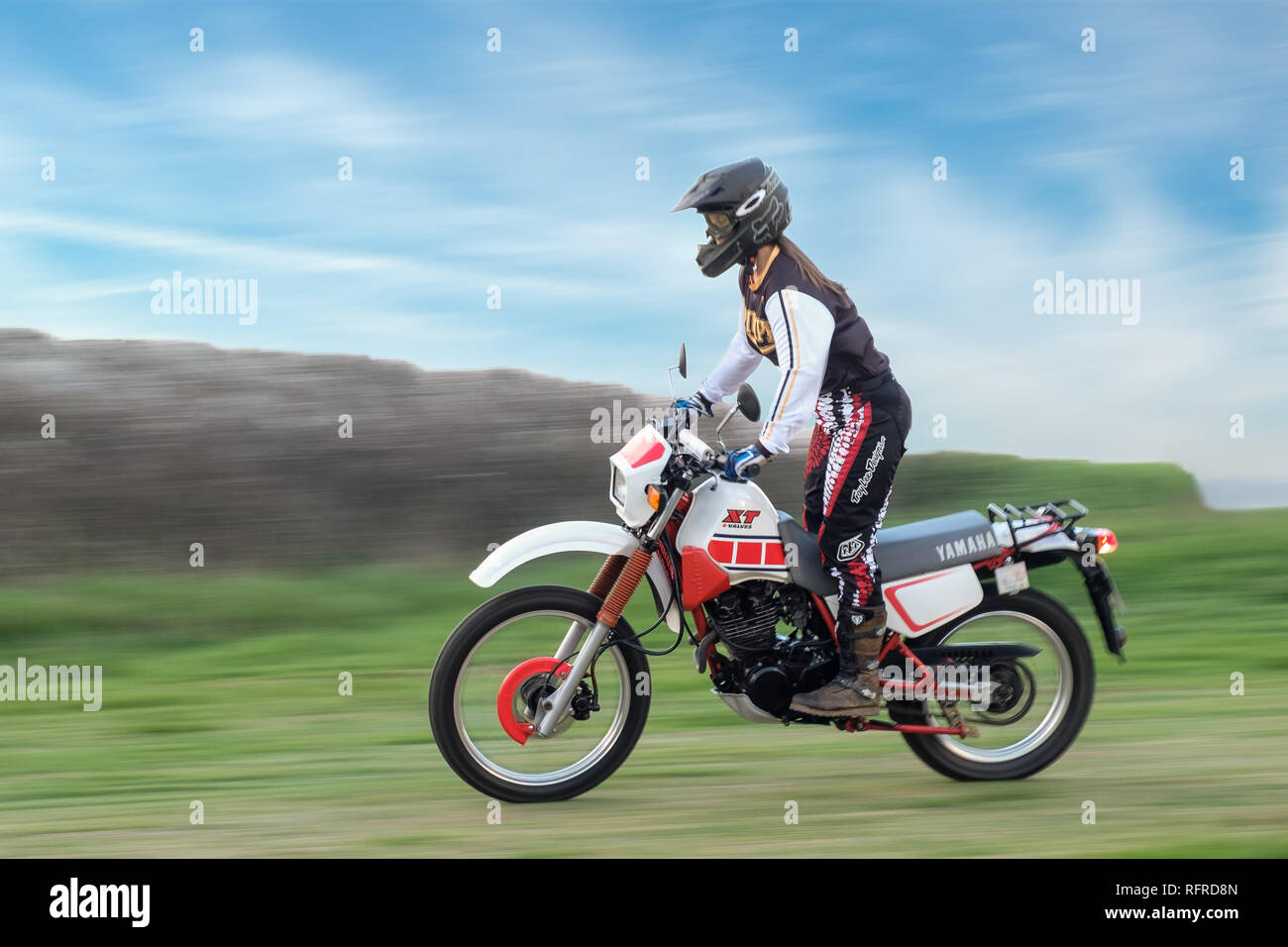 Two rider bike hi-res stock photography and images - Alamy