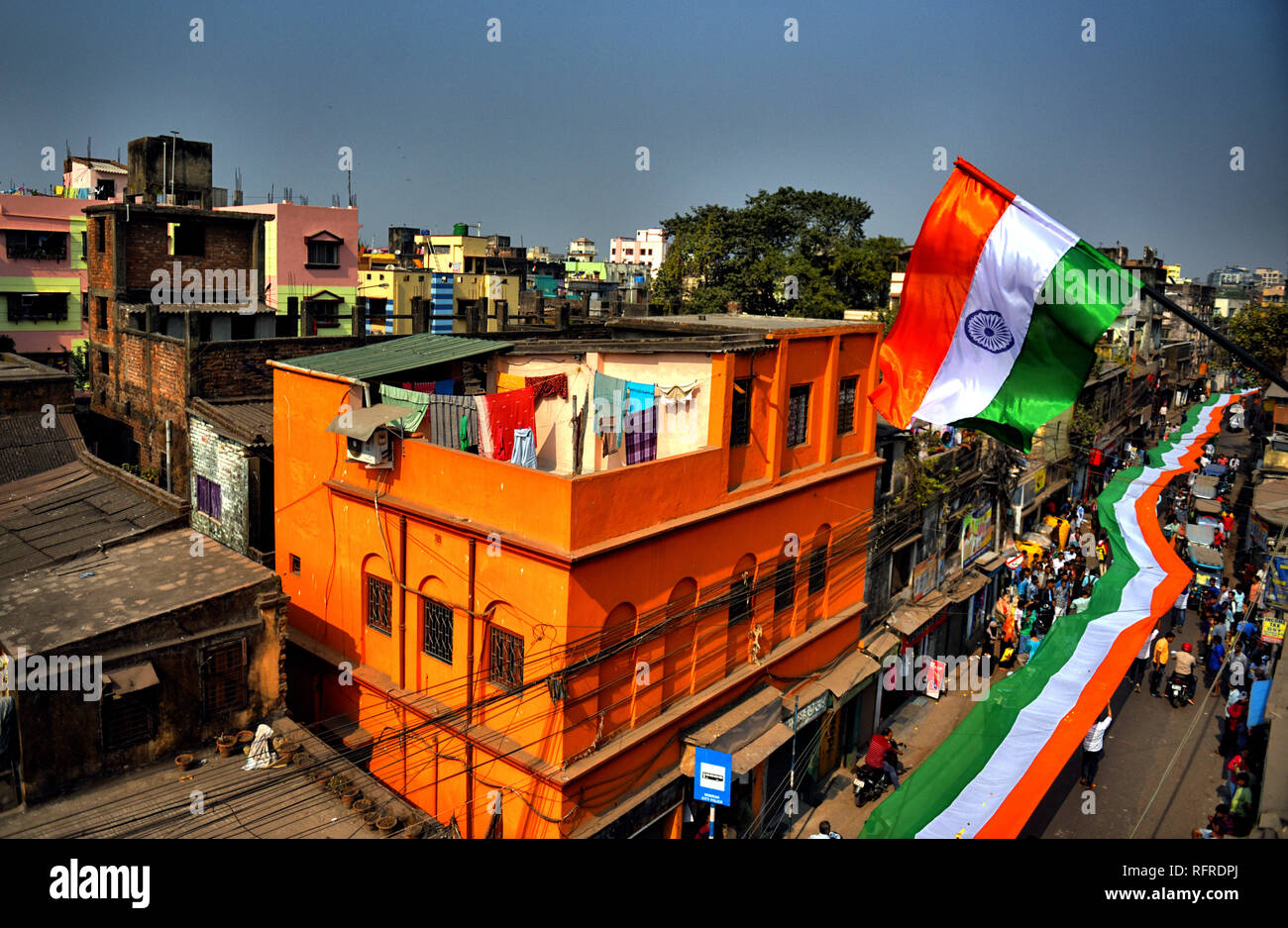 Howrah, India. 26th Jan, 2019. Longest Flag March in West Bengal, India ...