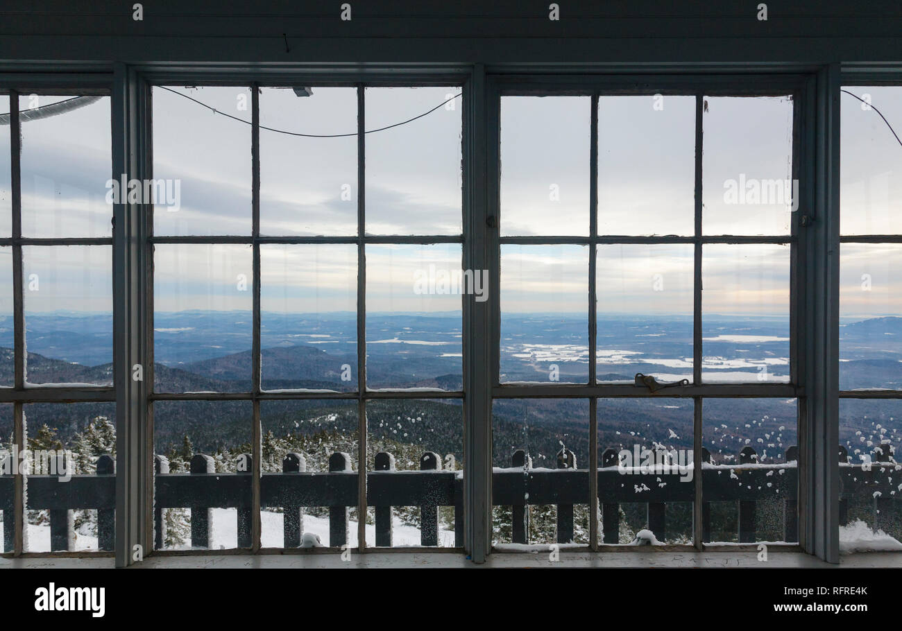 Hike to the firetower hi-res stock photography and images - Alamy