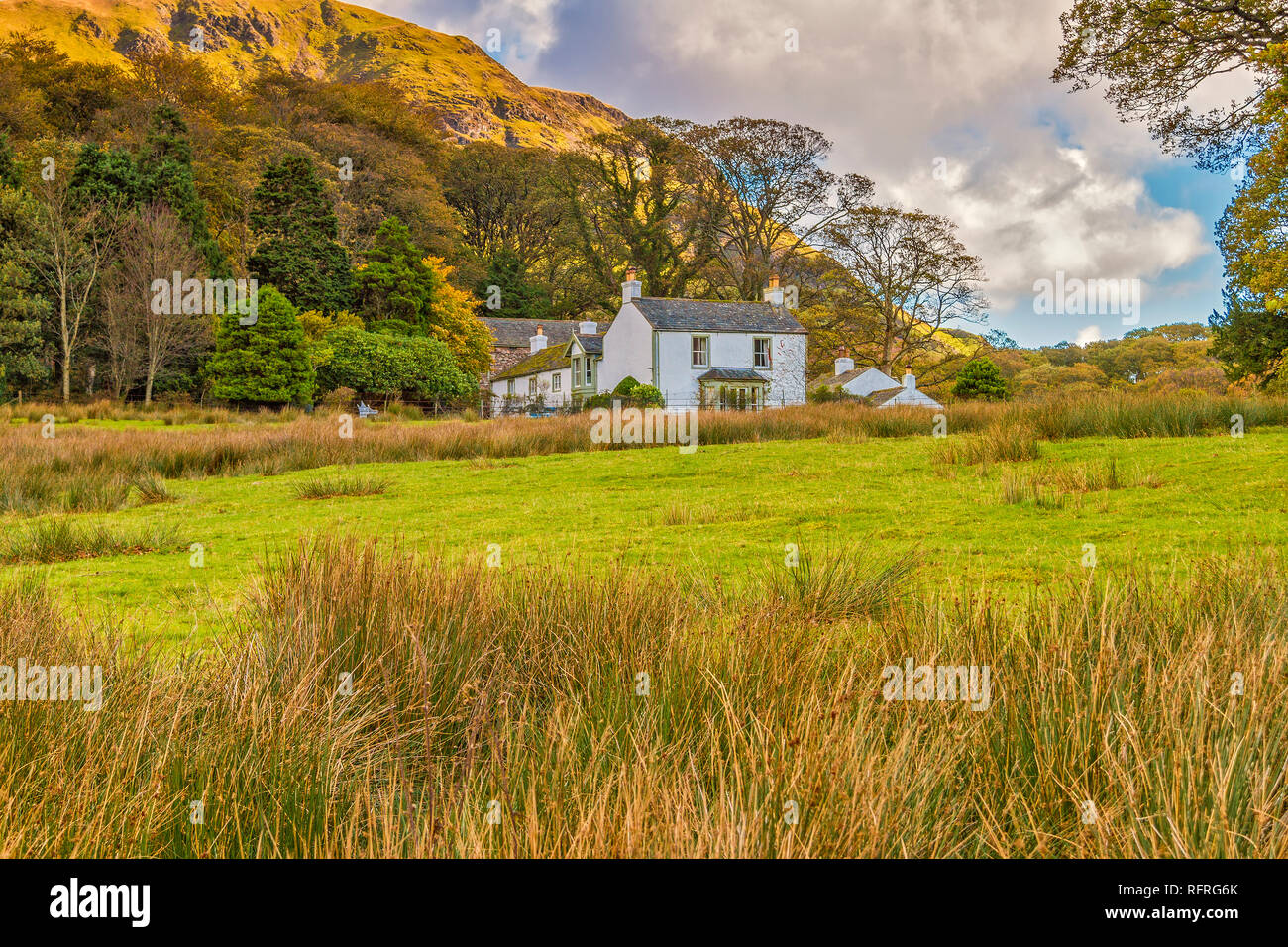Small hamlet hi-res stock photography and images - Alamy