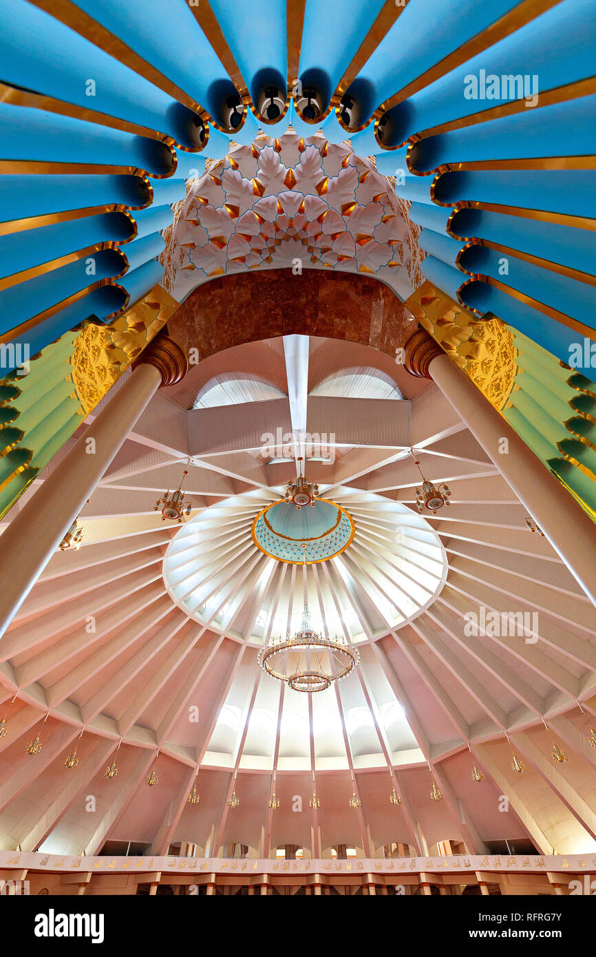 Sheikh khalifa mosque hi-res stock photography and images - Alamy