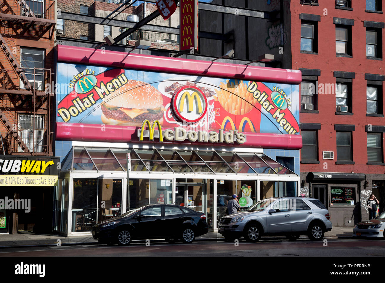 Mcdonalds new york hi-res stock photography and images - Alamy