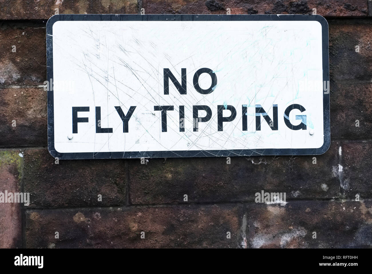 No fly tipping sign hi-res stock photography and images - Alamy