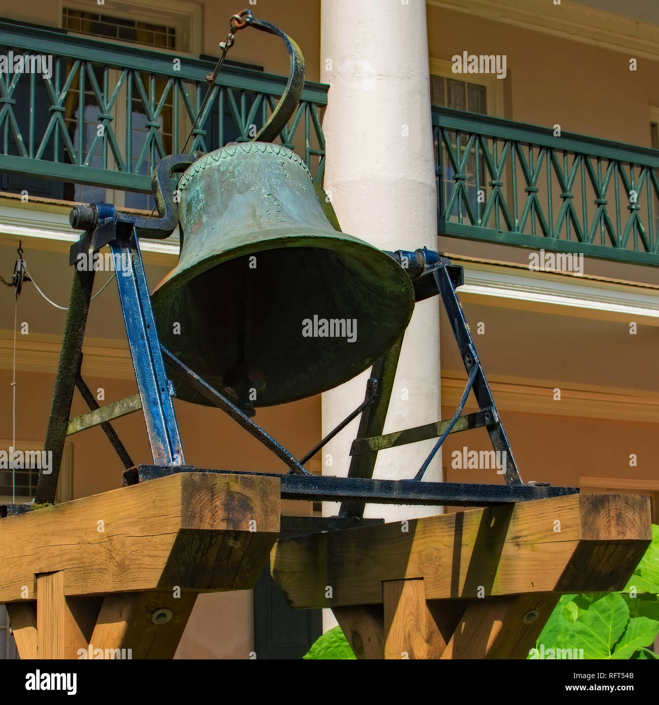 Dinner bell hi-res stock photography and images - Alamy